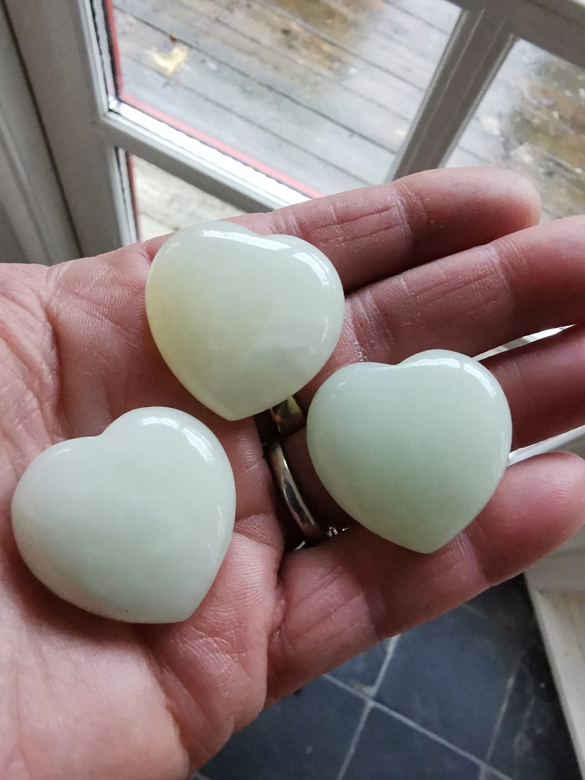 Meget Lys Ny Jade Sten Hjerte - 3 cm - Sten og Krystal Hjerter - www ...